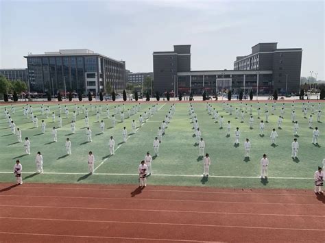 积极备战精心组织我院学子在学校第七届体育运功会上取得好成绩 长垣烹饪职业技术学院智能建筑与设计学院