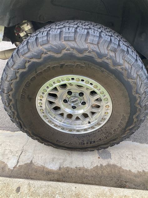 California 5 Kmc 17 Inch Grenade Crawl Beadlock Rims With Bfg Ta Ko2