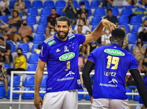 Desfalcado Sada Cruzeiro vira e vence o Goiás Web Vôlei