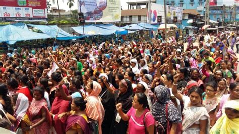 Anganwadi Workers And Helpers Observe ‘dhoka Diwas On 26 May