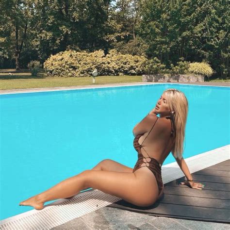 Wanda Icardi Sizzles In Tiny One Piece By Pool As Psg Star Mauro S Wife Sends Fans Wild On