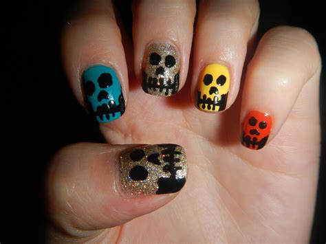 Karen Lives High Skulls Nail Art For Halloween