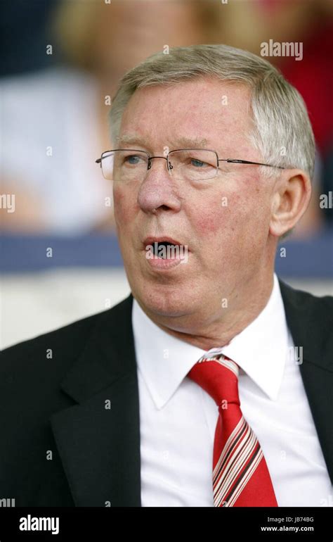 SIR ALEX FERGUSON MANCHESTER UNITED FC MANAGER MANCHESTER UNITED FC