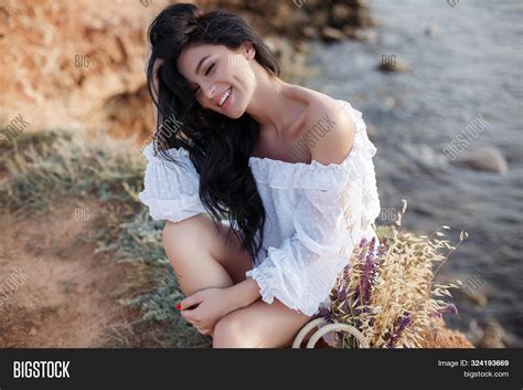 Happy Girls Photography