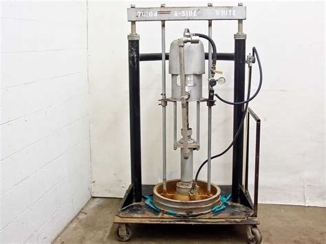 Graco 220 449 Pneumatic 55 Gallon Drum Pump With Stand