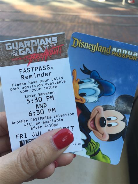 Everything You Need To Know About Disneyland Resorts Maxpass Babes