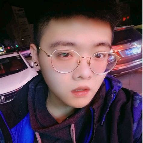 有纹过拳皇97大蛇的大佬吗求 纹身吧社区 纹身大咖