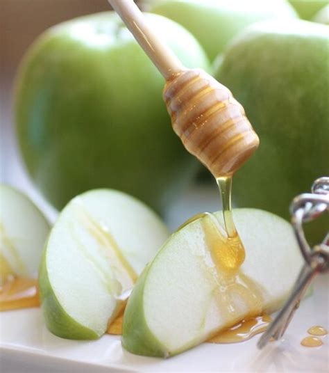 Rosh Hashanah Catering By Michaels