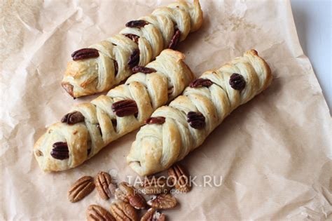 Слойки с кленовым сиропом и орехами пекан — рецепт с фото пошагово