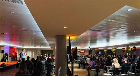 Pwconnects19 Professionaloftomorrow Digitaltransformation