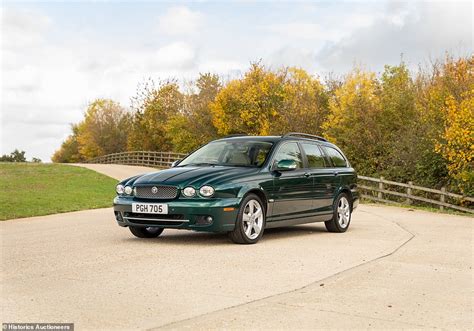 დედოფალ ელისაბედ Ii ის Jaguar X Type აუქციონზე გაიყიდება • Forbes Georgia