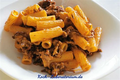 Pasta Hackpfanne Kochlaboratorium