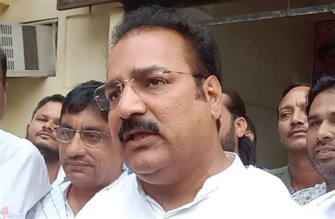 Cm Ashok Gehlot Is Not Resigning Today Gehlot Says Pratap Singh