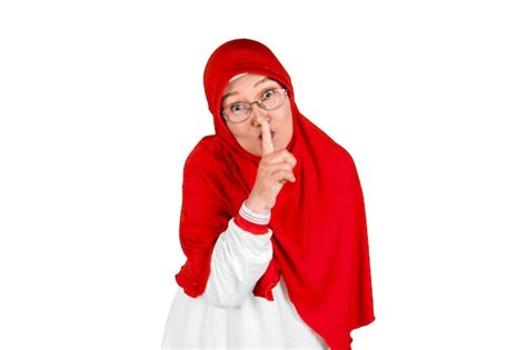 Premium Photo Old Muslim Woman Showing Silence Gesture