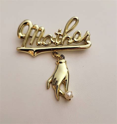Vintage Mother Cursive Script Gold Tone Faux Pearl Da… Gem