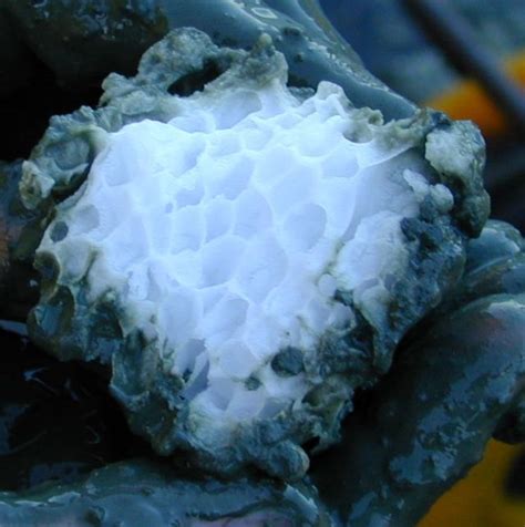 New Lab Could Unlock Vast Potential Of Seabed Methane Ice Ars Technica