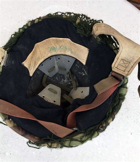 Un Casco Inglés Manchado De Sangre Y La Nobleza De Un Militar Argentino