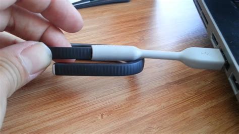 Jawbone Up Doesn T Charge And Syncronize Youtube