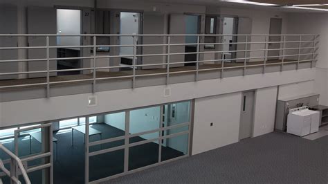 Доживотен затвор за единствения оцелял терорист от кървавата нощ в Париж Новини бг