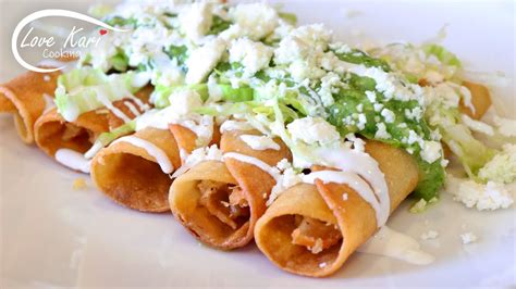 Tacos De Pollo Dorados Con Consome At James Vanhorn Blog