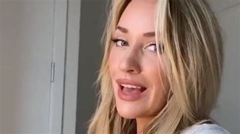 Paige Spiranac Shows Off Cleavage In Low Cut Top As She Brilliantly