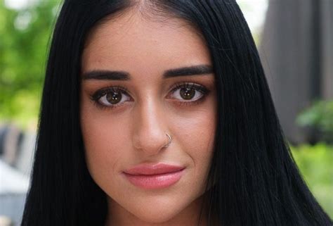 Ara Mix Biographywiki Age Height Career Photos And More