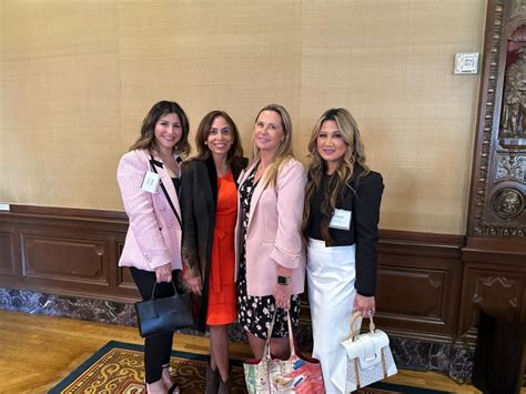 Womeninbusiness Womeninleadership Femaleleaders Min Riblett