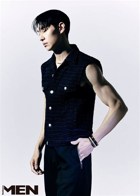 이제훈 김도기 기사의 럭셔리 섹시 변신 화보