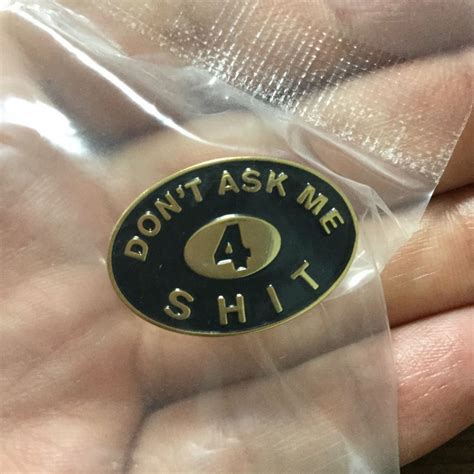 Yahooオークション 【supreme】dont Ask Me ピンバッチ 新品 激レ