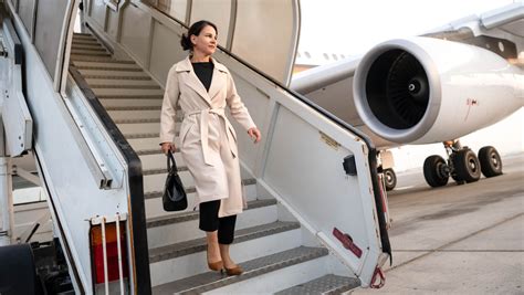 Un Fallo Técnico En El Avión Obliga A La Ministra De Exteriores Alemana