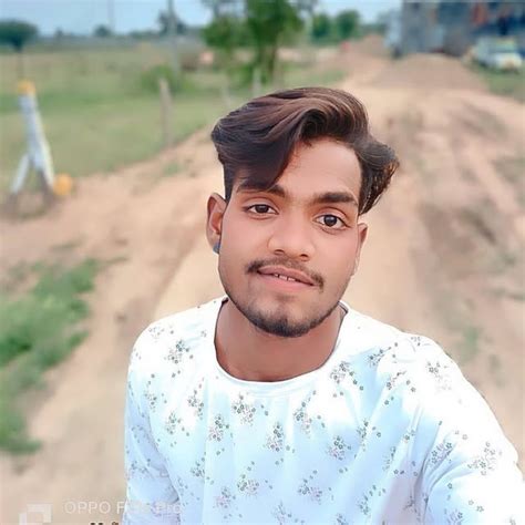 দুষ্টু রাজা Tony 98 On Threads