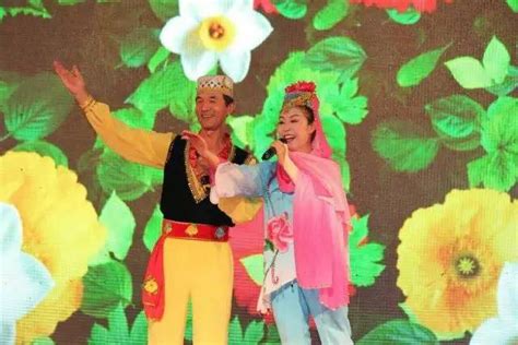 牡丹花和放羊娃美图 牡丹花和放羊娃 牡丹花和放羊娃歌 大山谷图库