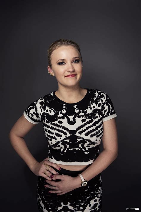 Session 001 003 Emily Osment Online Your 1 Fan Resource For The