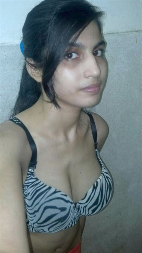 Sexy Teen Hot Cleavage South Indian Instagram Jamesalbana