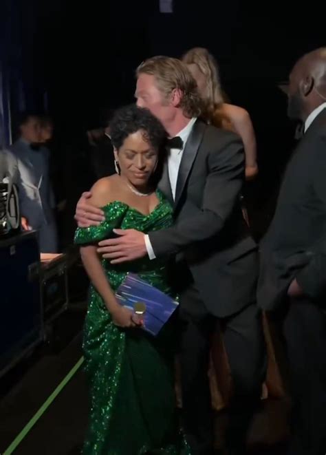 Pin Af Multishippingfangirl På Jeremy Allen White I 2024