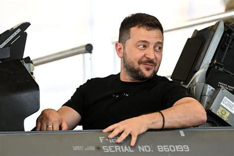 Zelensky confirma presença na posse de Javier Milei na Argentina