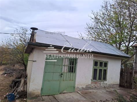 Продава се вила в с Лозево 872 кв м РЗП Къщи Вили Лозево САМОСТОЯТЕЛНА ТУХЛЕНА вила