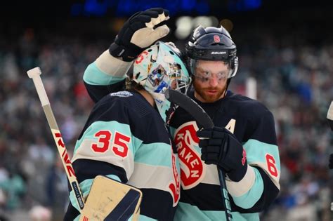 Nhl Winter Classic 2024 Where To Watch Sandy Natalie