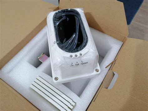 Conventional Reflective Beam Detector Has A Built In Laser Beam Pointer