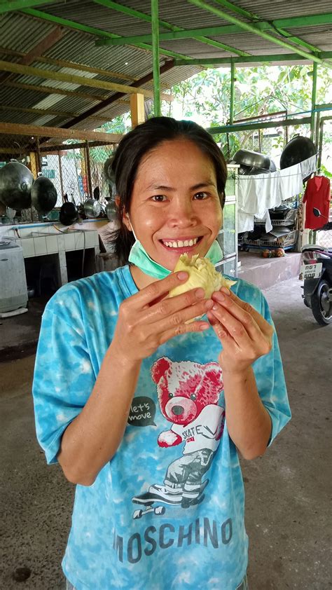 จัดทริปทุเรียนให้ช ห้วยขาแข้ง คันทรีโฮม รีสอร์ท อุทัยธานี