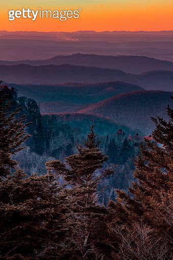 Colorful Blue Ridge mountains sunset 이미지 1306305070 게티이미지뱅크