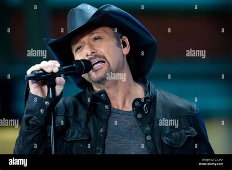 Tim Mcgraw Performing Live On The Today Shows Concert Series At