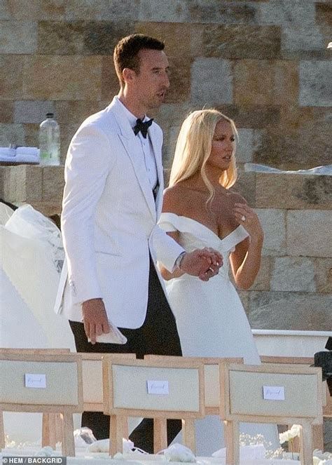 Ashley Brewer Marries Nba Center Frank Kaminsky In Mexico Wedding One