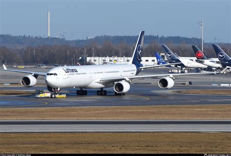 D AIHF Lufthansa Airbus A Photo By Mathias Henig ID Planespotters Net