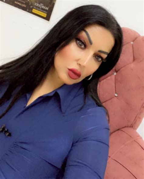 بهذه الطريقة سمية الخشاب تغازل متابعيها