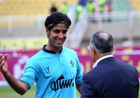 سجاد مشکل‌پور لژیونر فوتبال ایران در ویتنام شد تسنیم