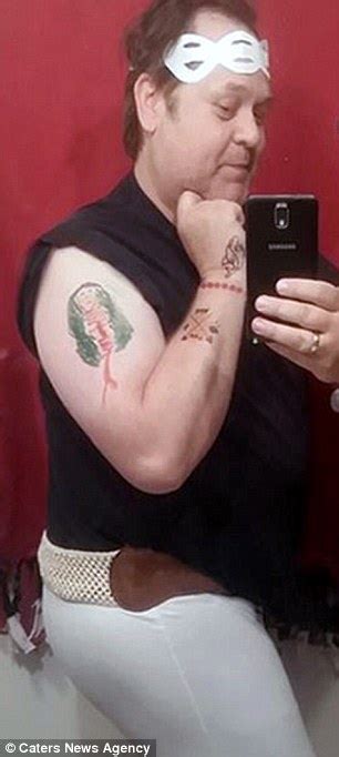 Will It Ever Get Old Dad Who Comically Shames His Daughter By Recreating Her Racy Selfies Racks