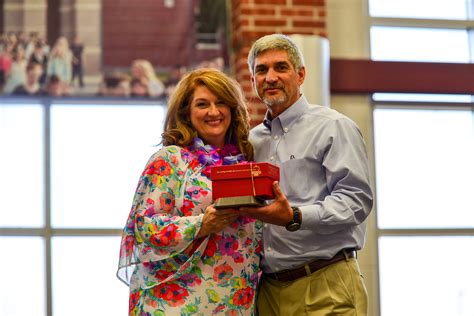 Magnolia Isd Announces 2017 Teacher Awards The Courier