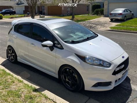 2019 Ford Fiesta St With 17x8 Rota Grid And Yokohama 215x40 On Lowering