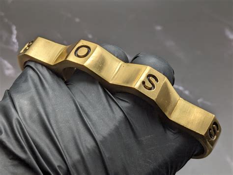 Brass Knuckles Lightning Otf Knives